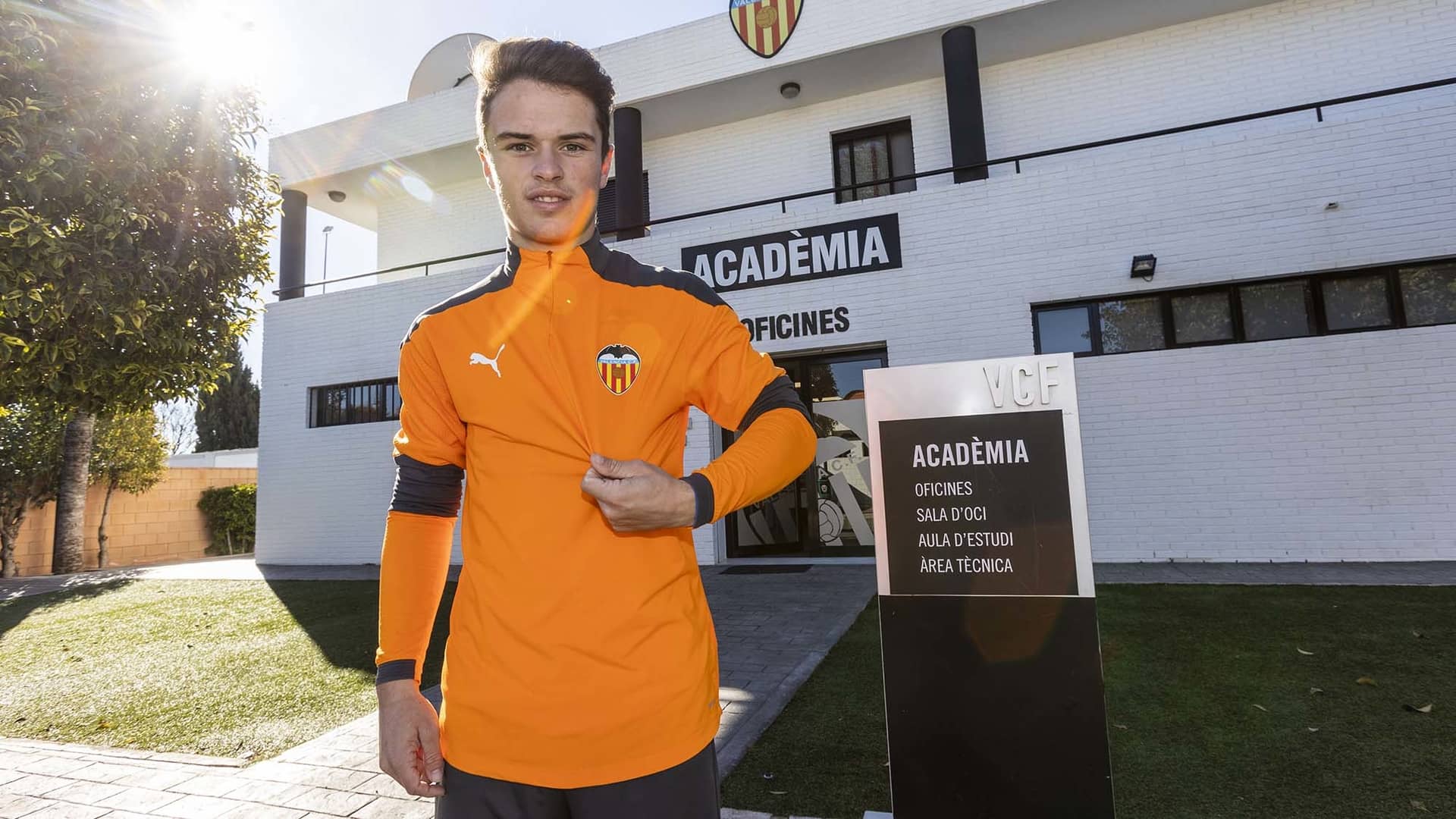 El doble crecimiento fuera de casa de Teo Pozo - Valencia CF