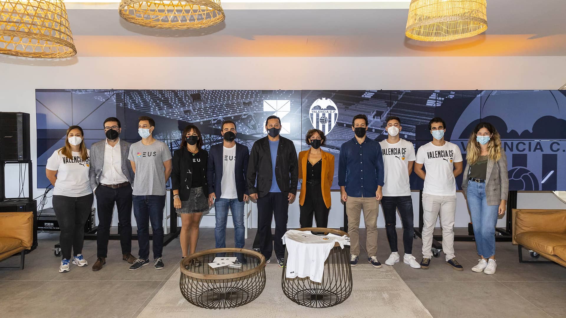 El presidente Anil Murthy visita las instalaciones de ZEUS - Valencia CF