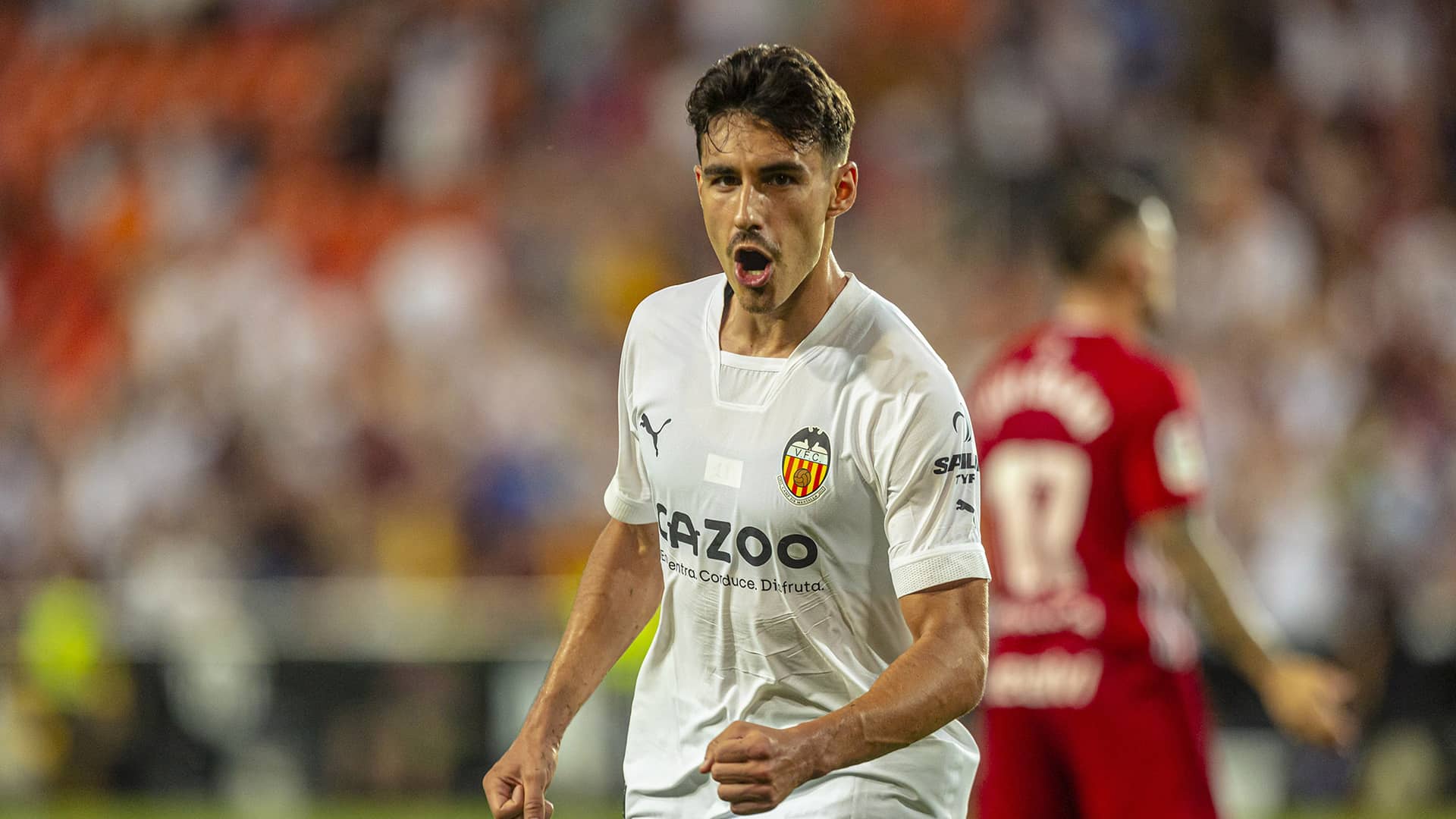 Almeida: "I'm very happy to be able to help the team" - Valencia CF