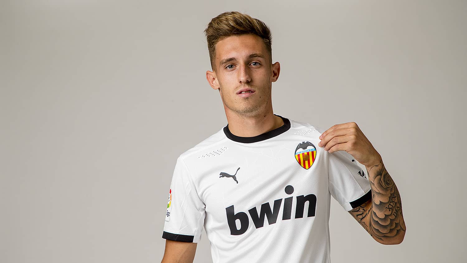 Álex Blanco pasa a tener ficha del primer equipo - Valencia CF