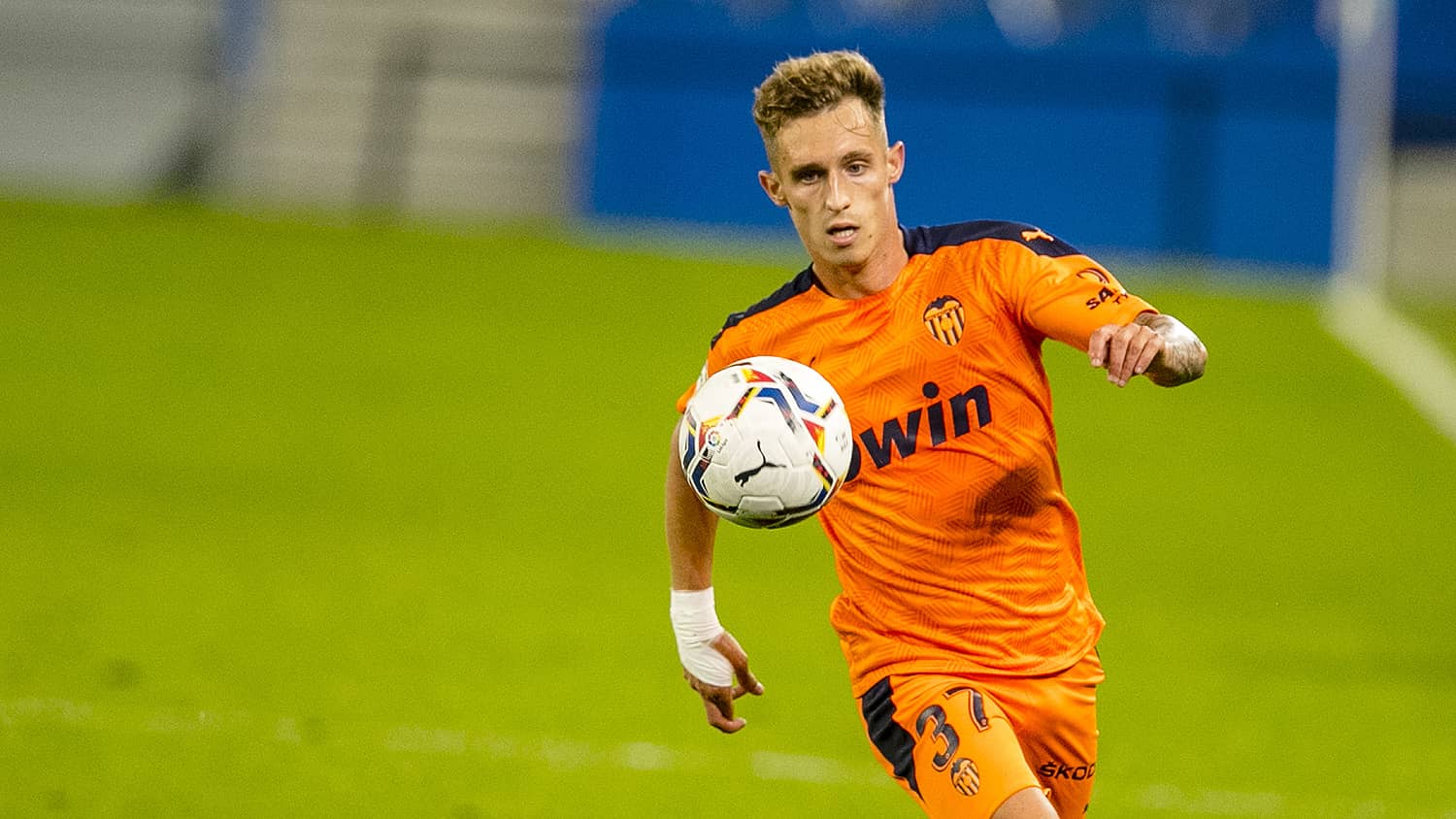 Blanco makes first LaLiga appearance for VCF - Valencia CF