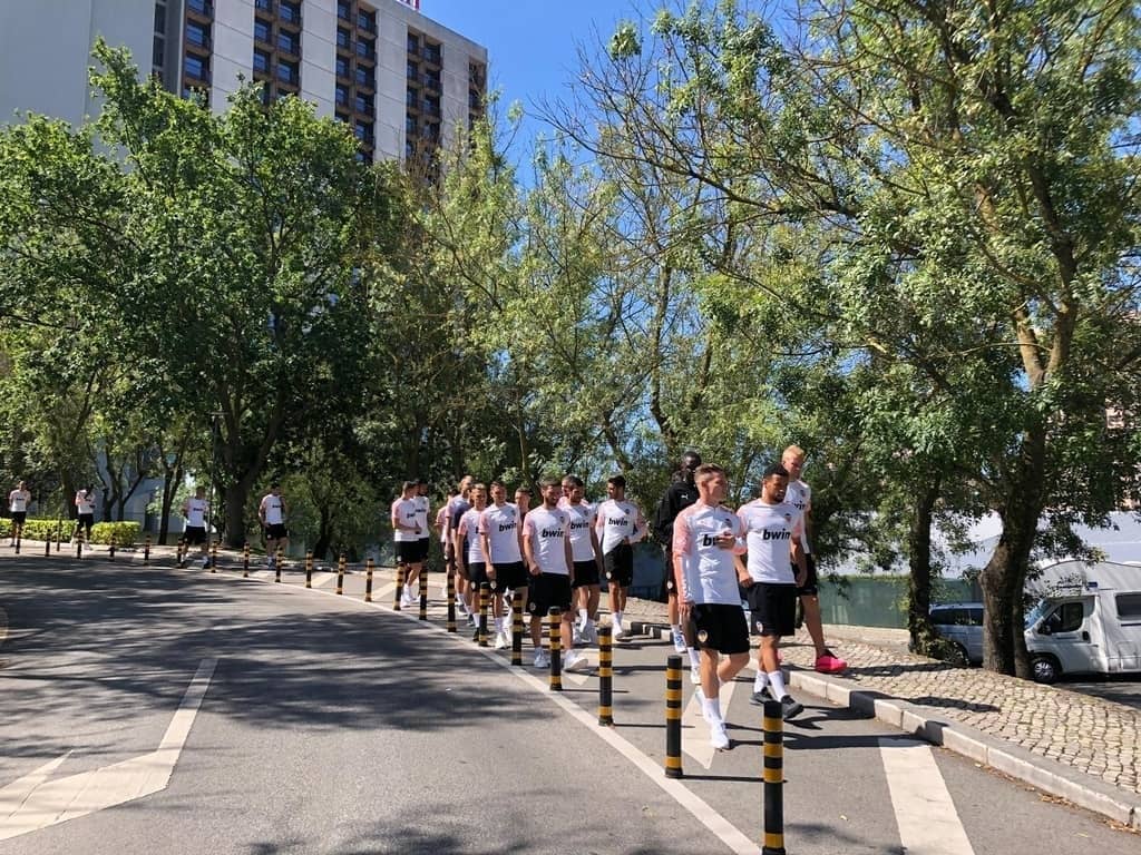 Morning stroll??? - Valencia CF
