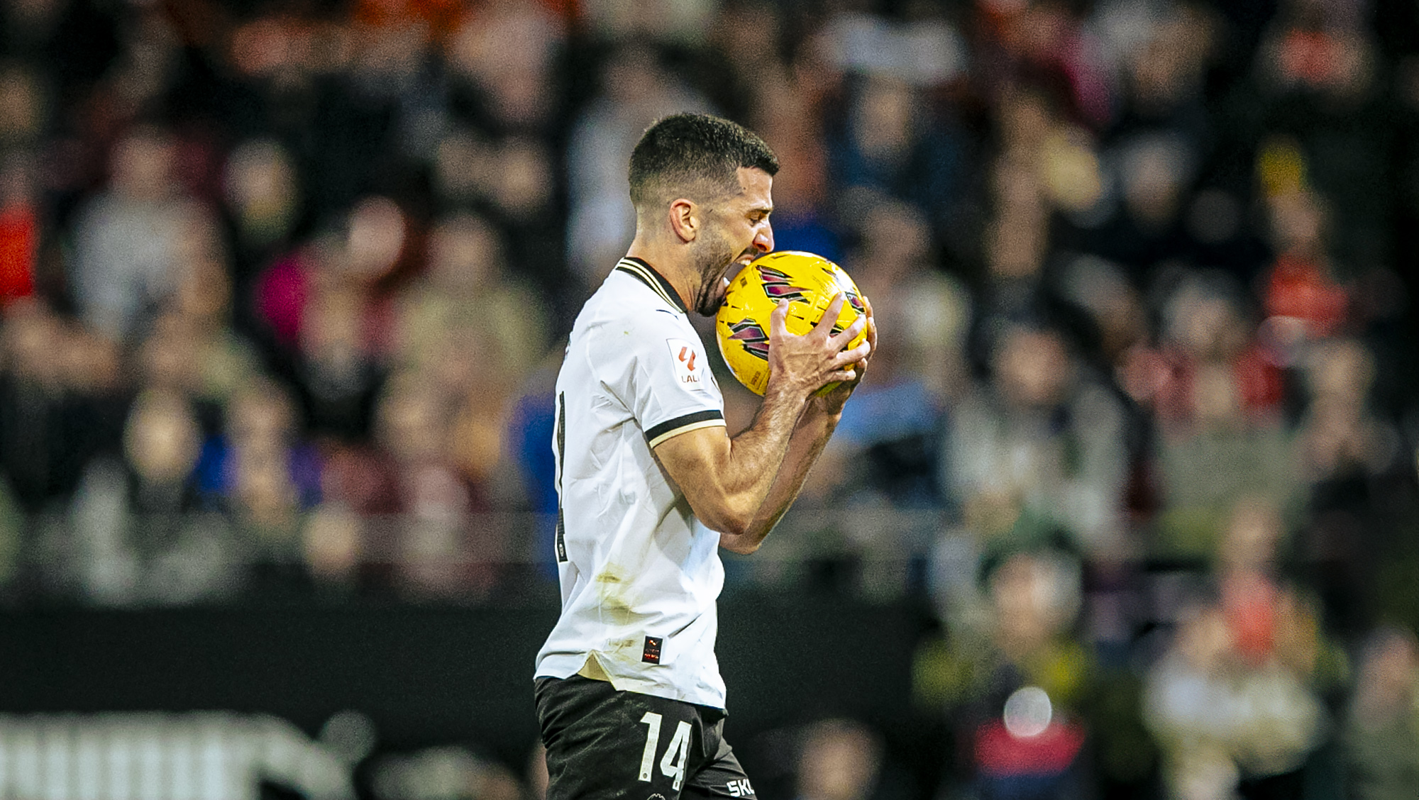 CRÓNICA | Empate entre el Valencia CF y el Sevilla FC (0-0) - Valencia CF CRÓNICA | Empate entre el Valencia CF y el Sevilla FC (0-0) - Valencia CF