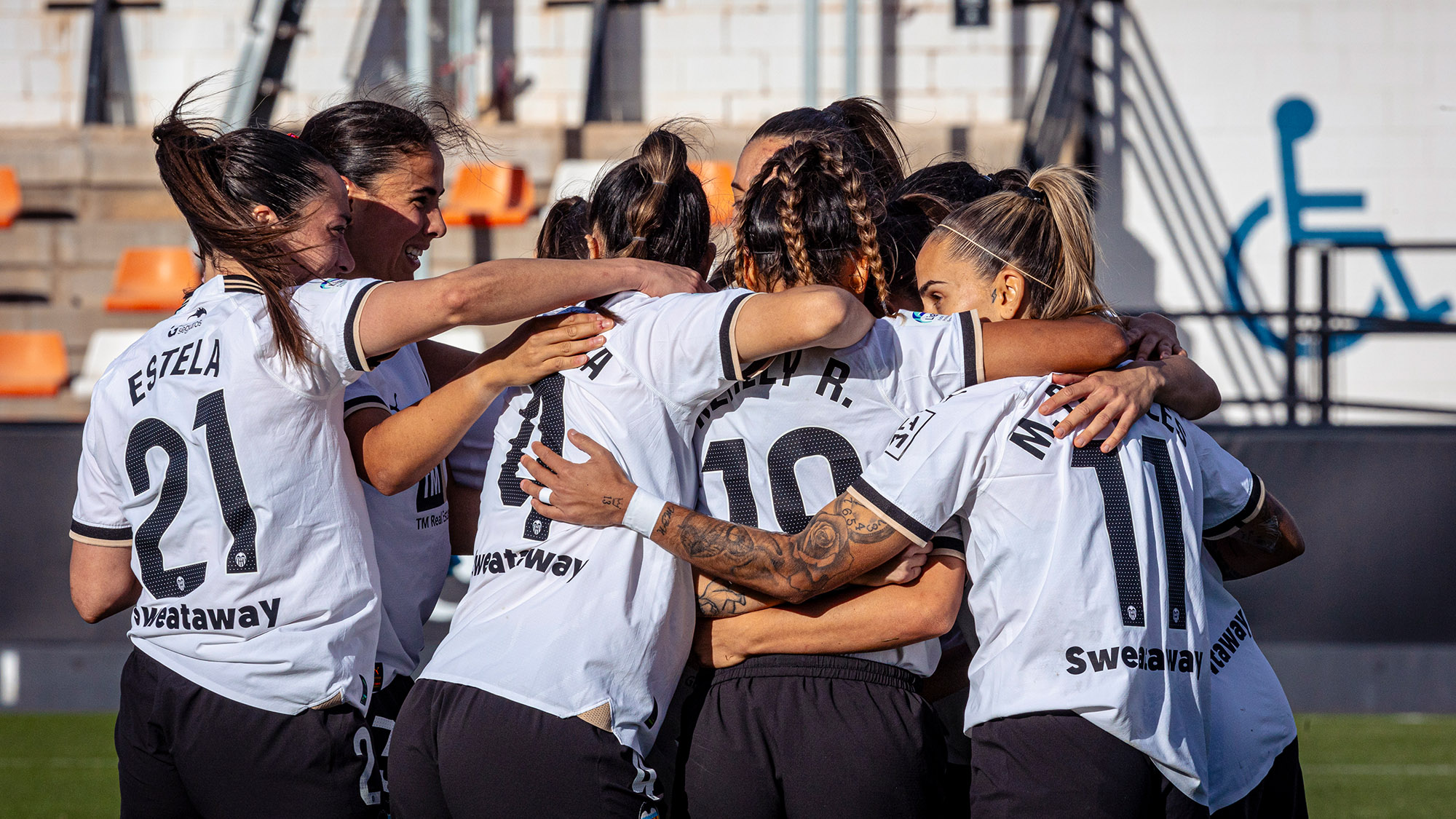 PREVIA LIGA F · El Valencia CF Femenino recibe al Granada CF en el ...