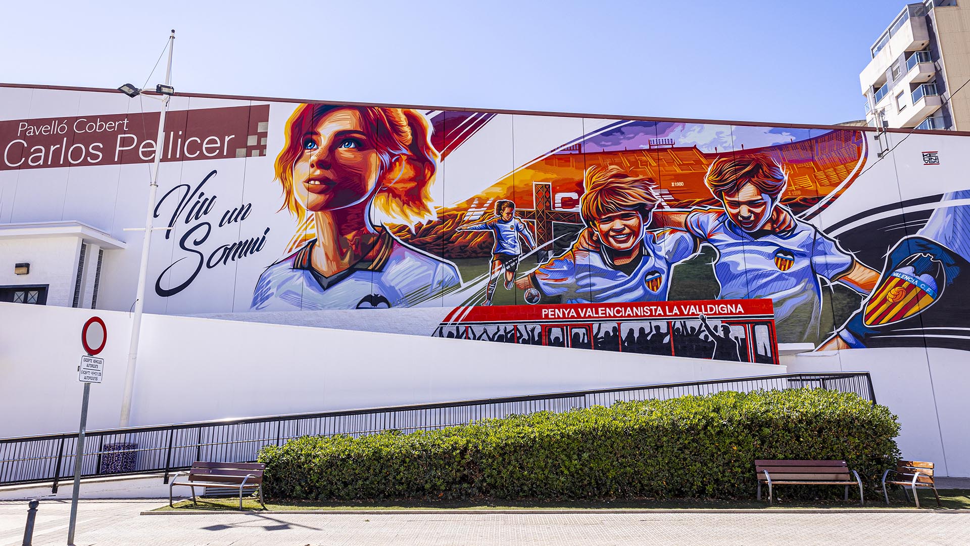 El mural en Tavernes de la Valldigna de la 'III Ruta de Arte Urbano VCF' desprende ilusión ...