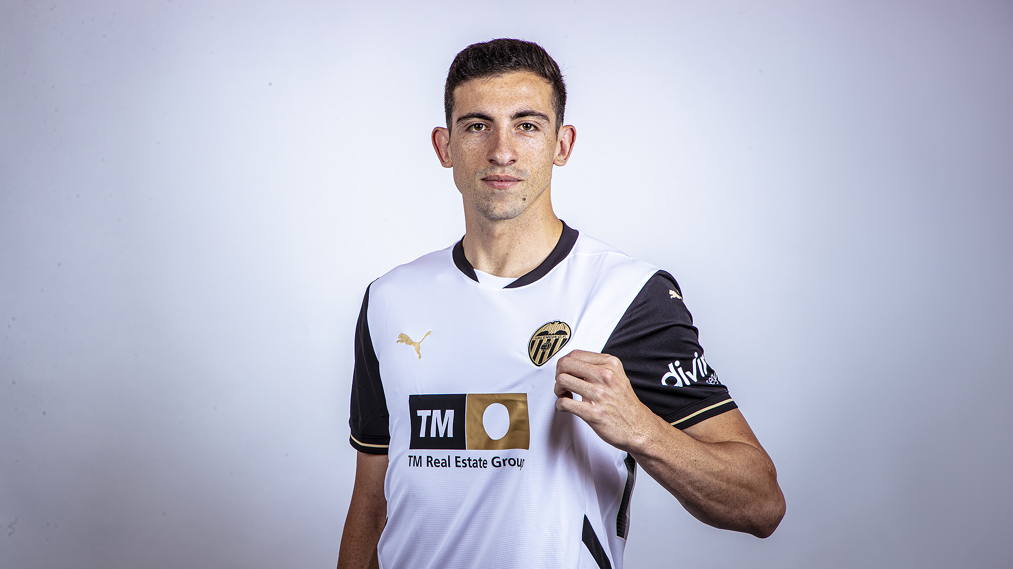 C. Tárrega: “Es un sueño hecho realidad” - Valencia CF