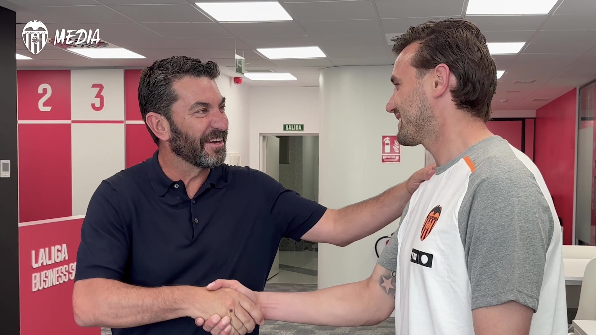 Conoce algunas de las curiosidades de Stole Dimitrievski - Valencia CF