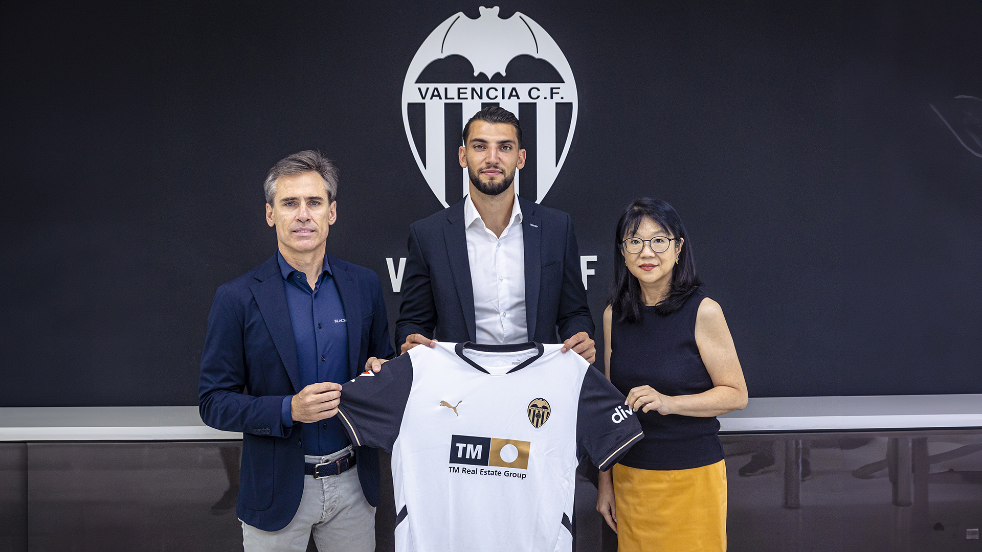 OFFICIAL STATEMENT | RAFA MIR - Valencia CF