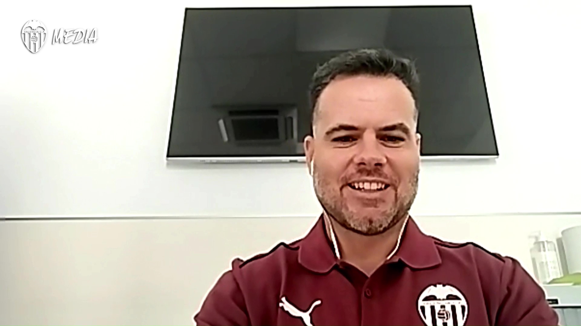 VCF RADIO · ENTREVISTA A JOSÉ LUIS BRAVO, NOU ENTRENADOR DEL VALENCIA ...