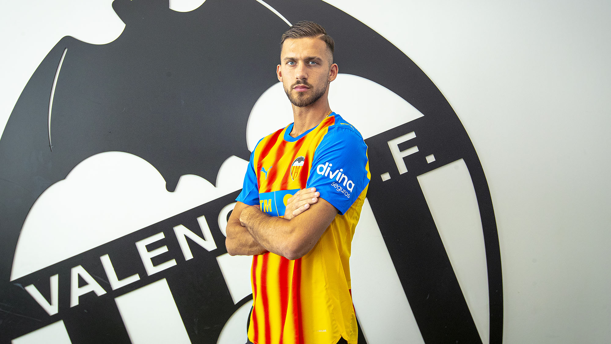 Copete: Leadership and Experience for the Valencia CF defence - Valencia CF